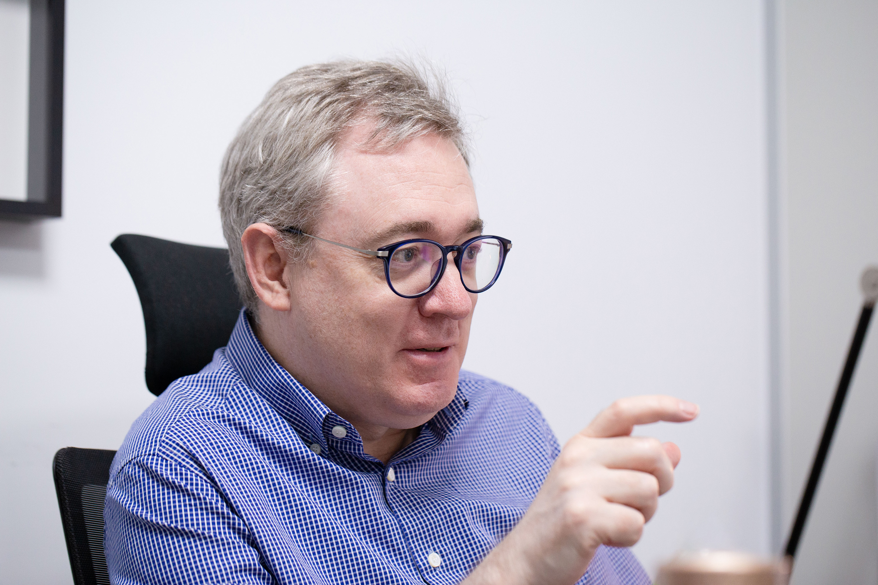 從醣類到噬菌體：生化學家 Dr. Lowary 的科學探索與人生體悟 - 研之有物 │ 串聯您與中央研究院的橋梁